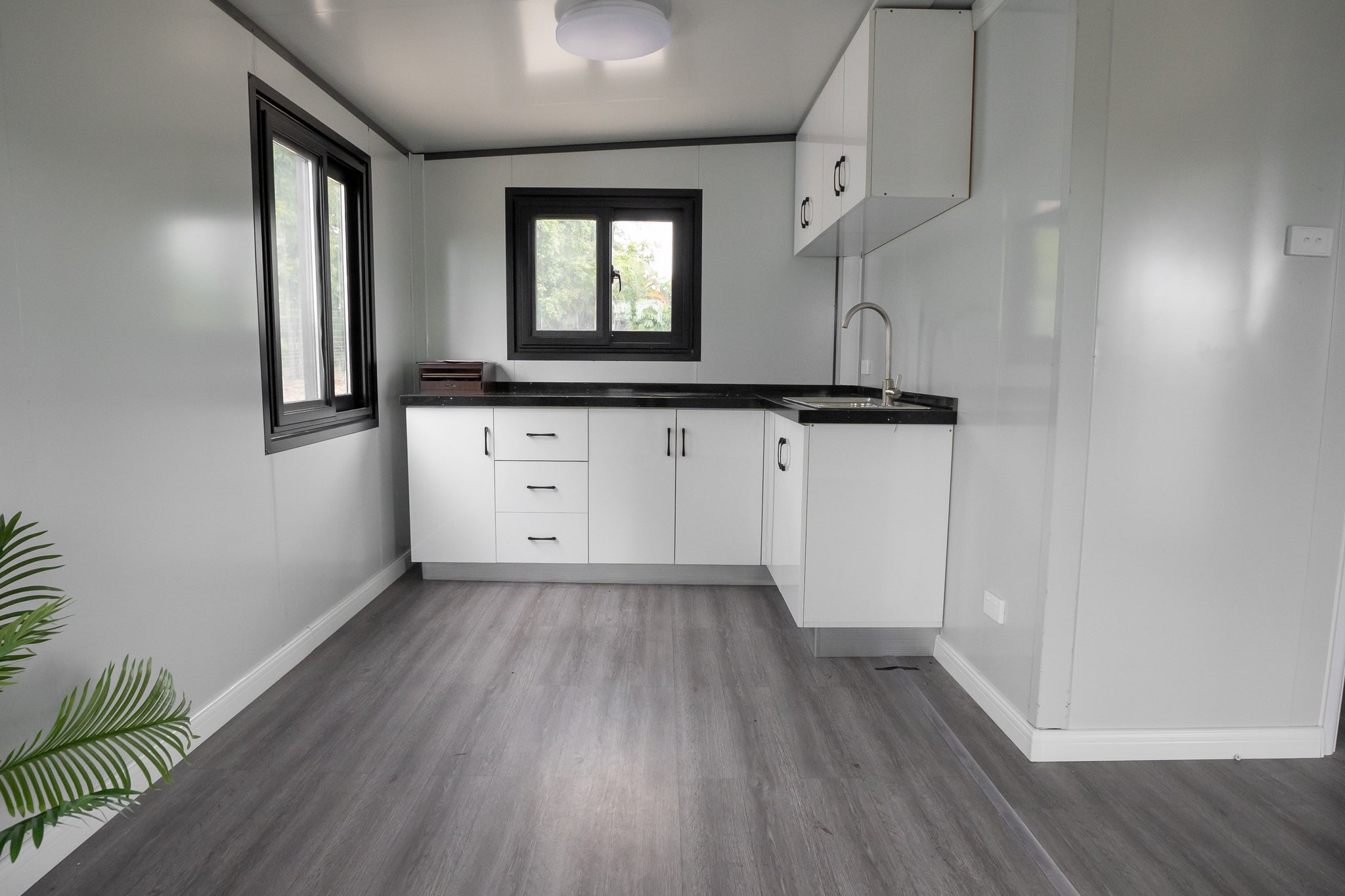 The Queenslander | Mobile Tiny Home – CabinTech